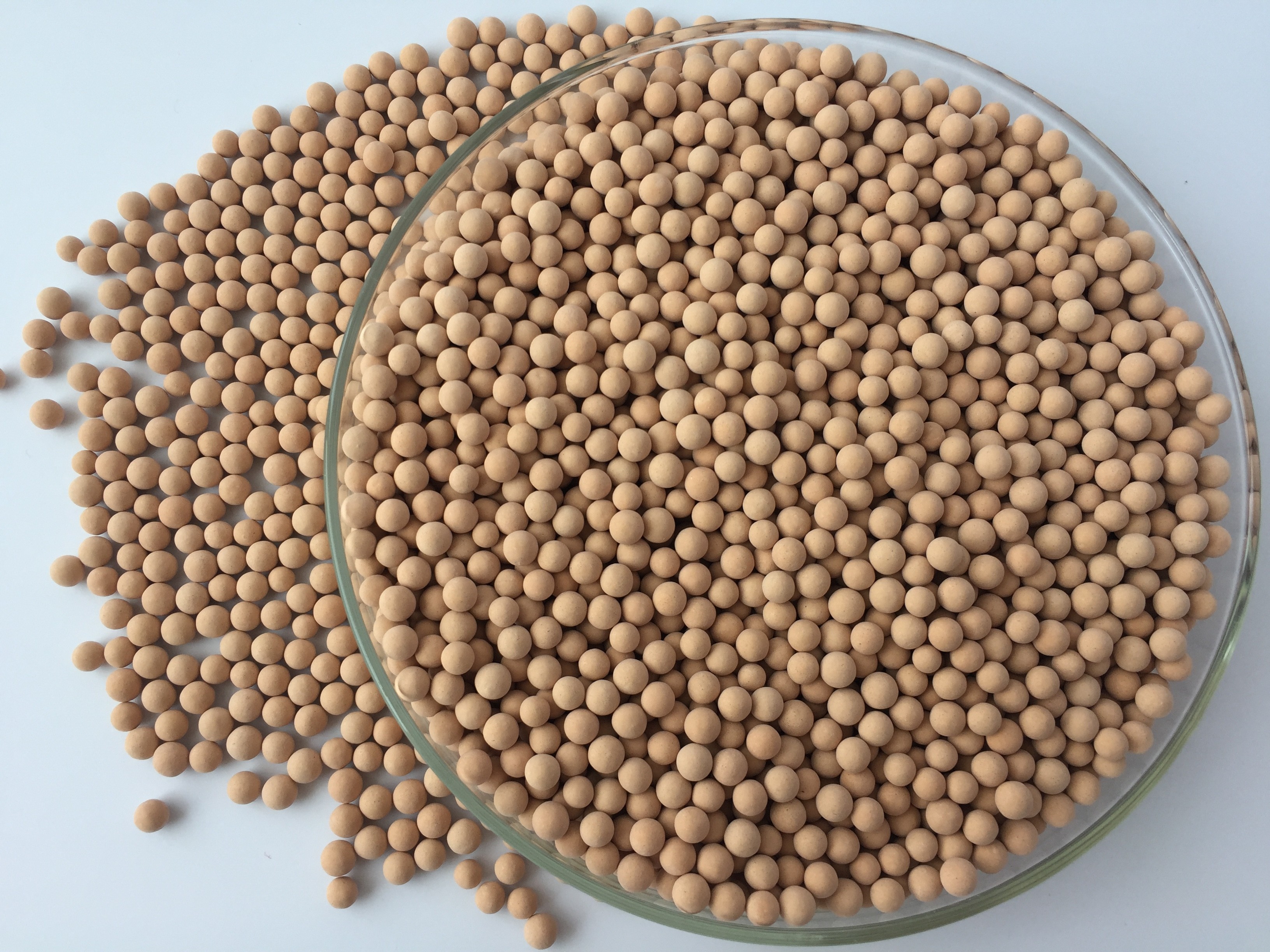 PH7 - 9 Molecular Sieve Type 4A Granular With Moisture Adsorption 21%